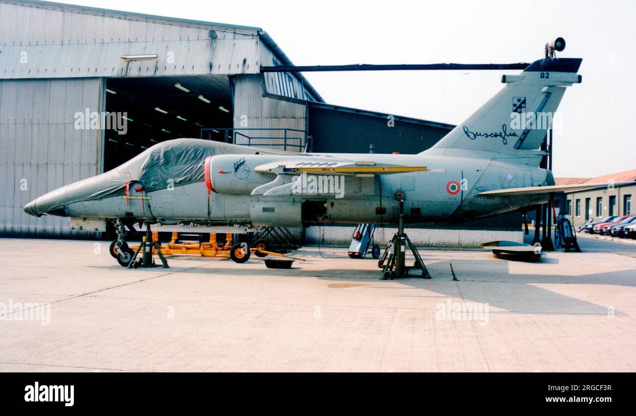 Aeronautica Militare - AMX international AMX, of 3 Stormo at Amendola ...