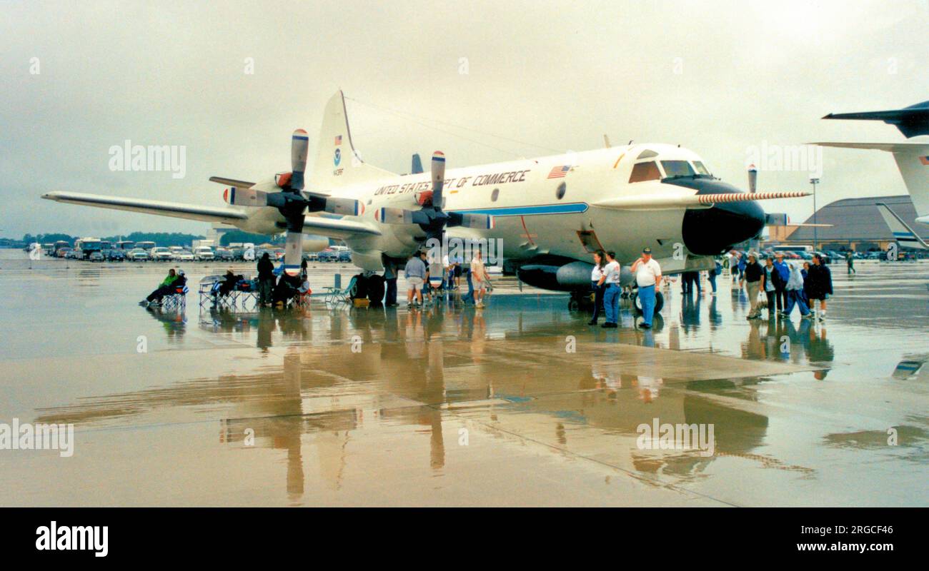 Noaa lockheed wp 3d airplane hi-res stock photography and images - Alamy