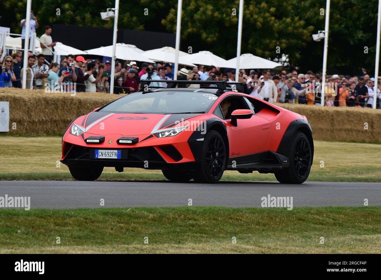 Lamborghini Huracan Sterrato, First Glance, an opportunity to see new ...