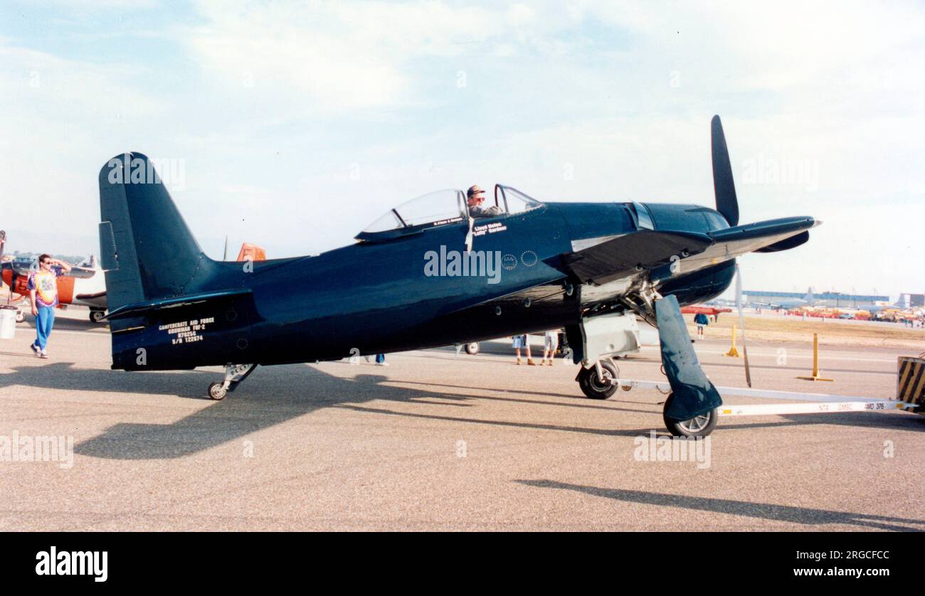 Grumman F8F-2 Bearcat N7825C - 122674 (msn D.1227, model G-58), when ...