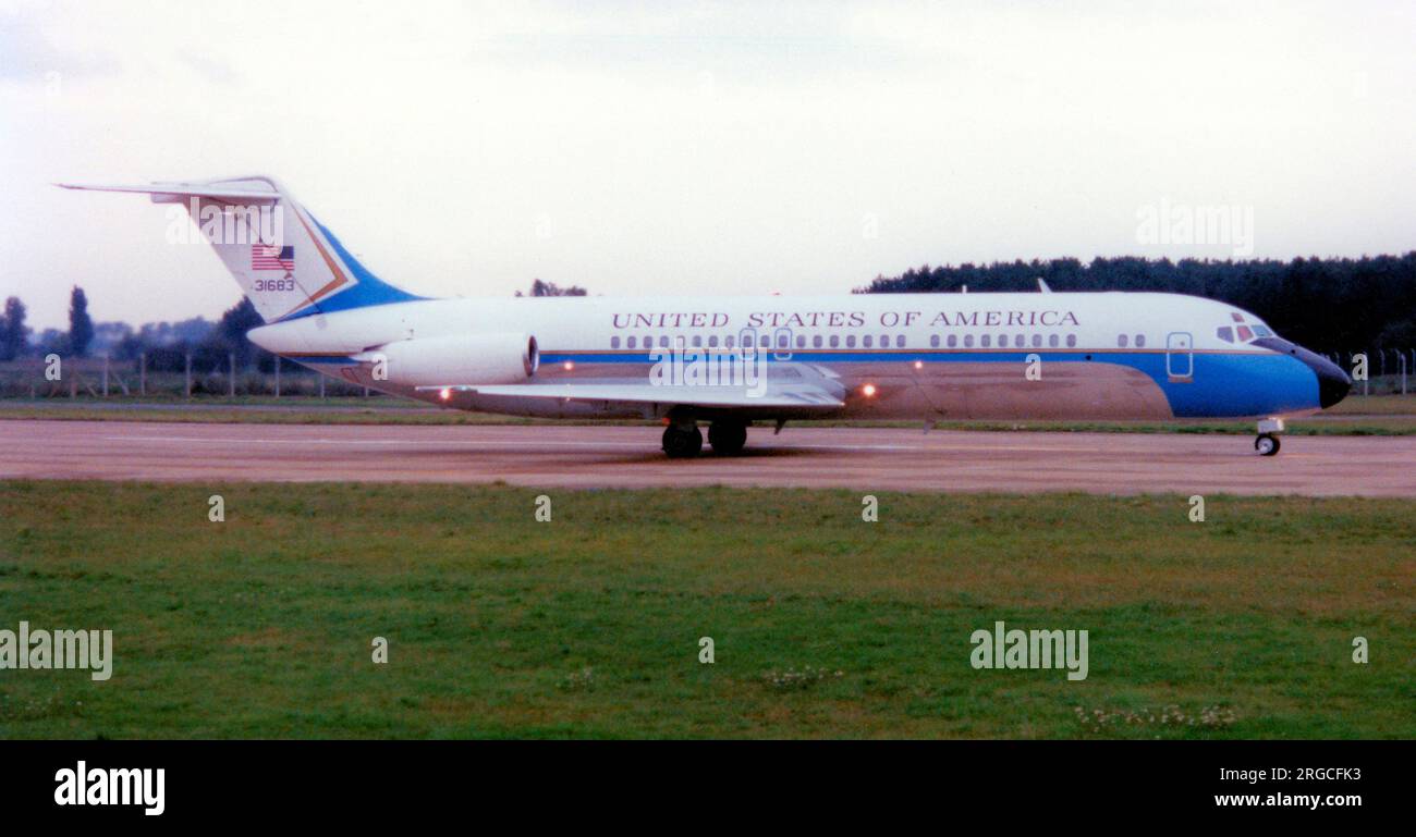 United States Air Force - McDonnell Douglas VC-9C 73-1683 (MSN 47671 ...