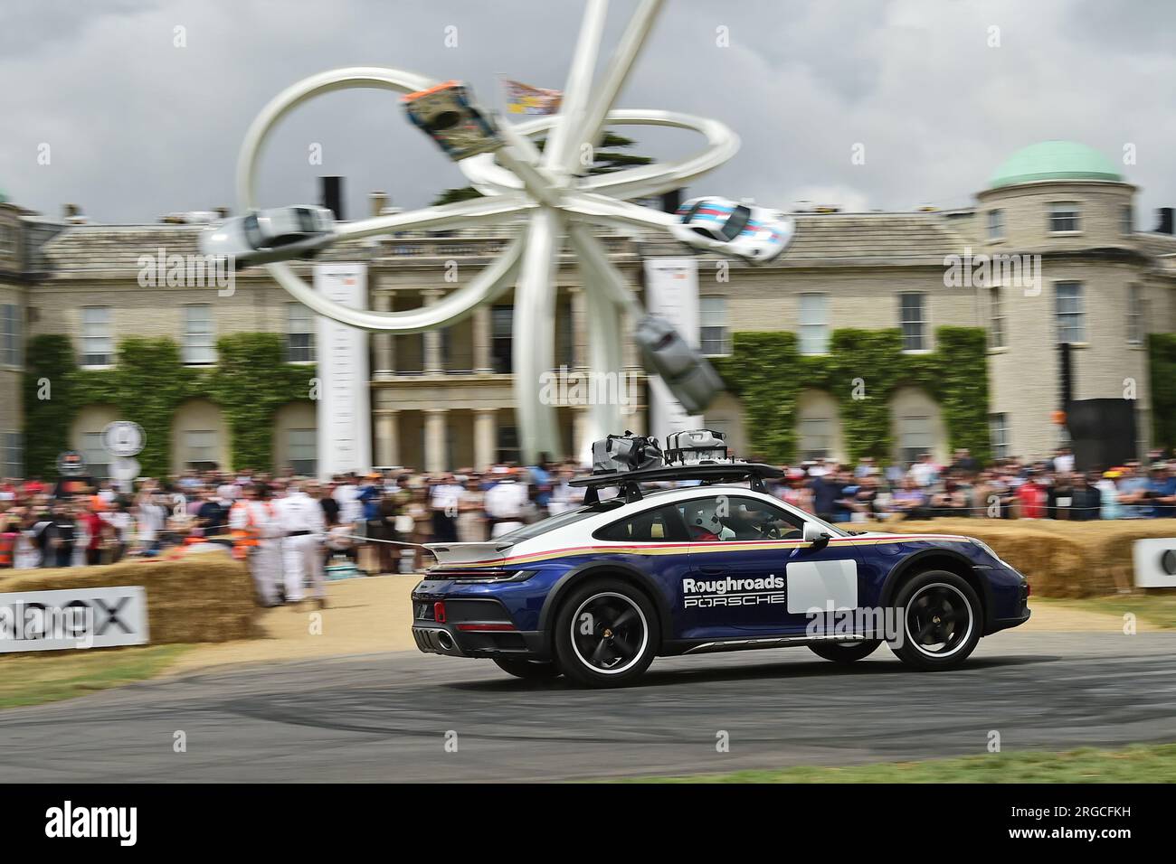 Porsche 911 dakar hi-res stock photography and images - Alamy