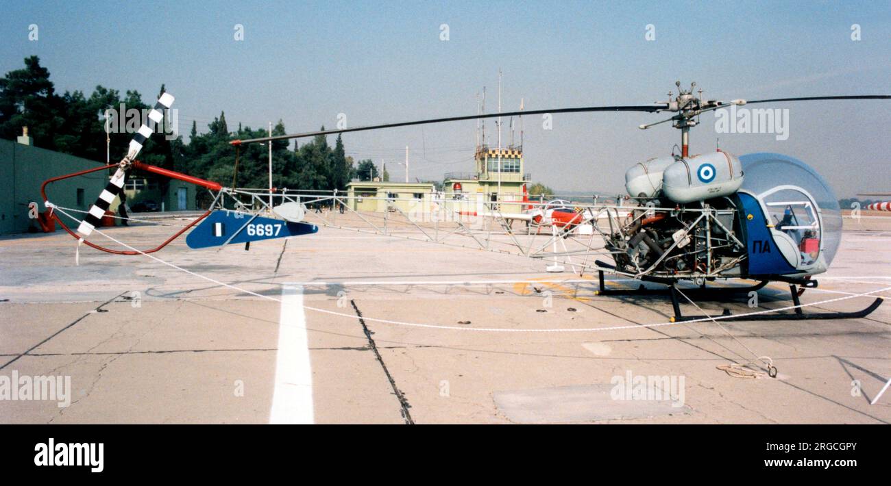 Hellenic Air Force - Bell 47G-3B-2 6697 Stock Photo - Alamy