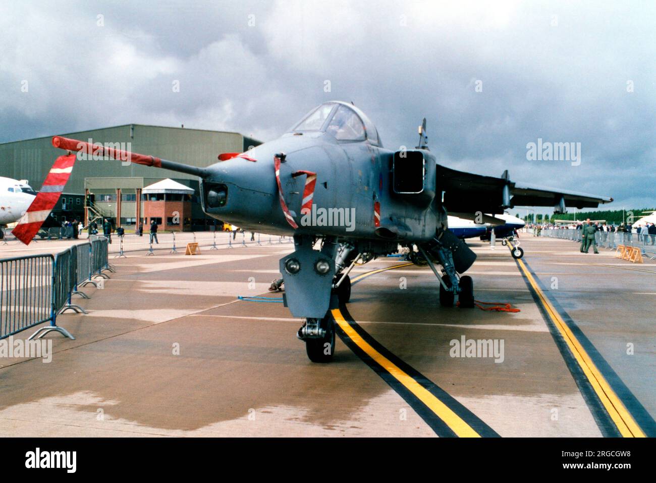 Empire Test Pilots' School - SEPECAT Jaguar T.2A XX145 (msn B.10 Stock ...
