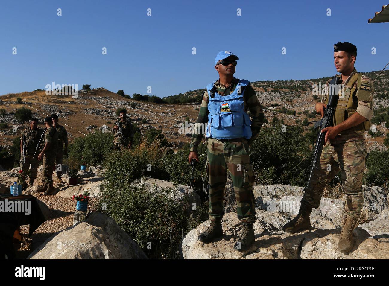 Shebaa Farms. 08th Aug, 2023. A UN peacekeeping soldier stands with ...