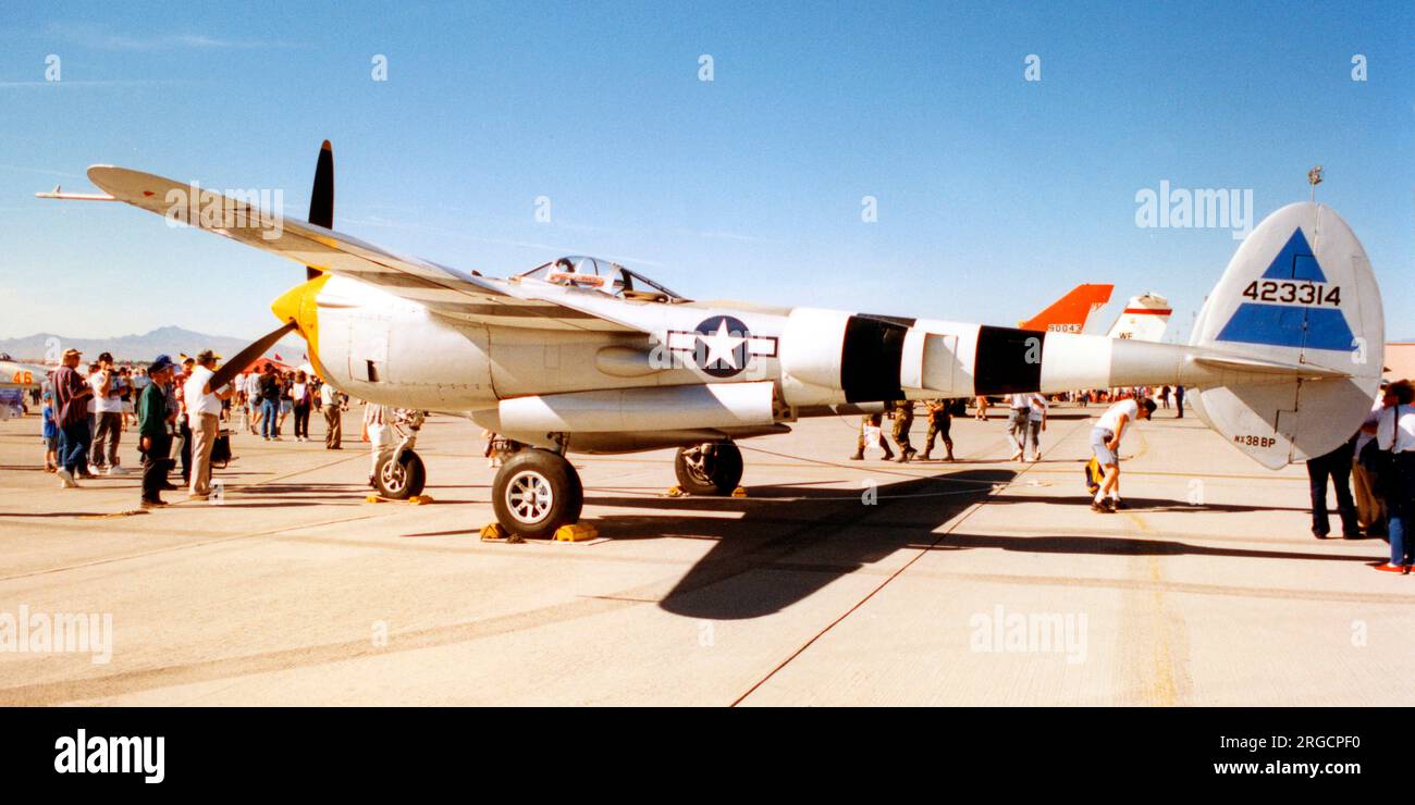 Lockheed P-38J-20-LO Lightning N38BP / 44-23314 (MSN 4318), owned by ...