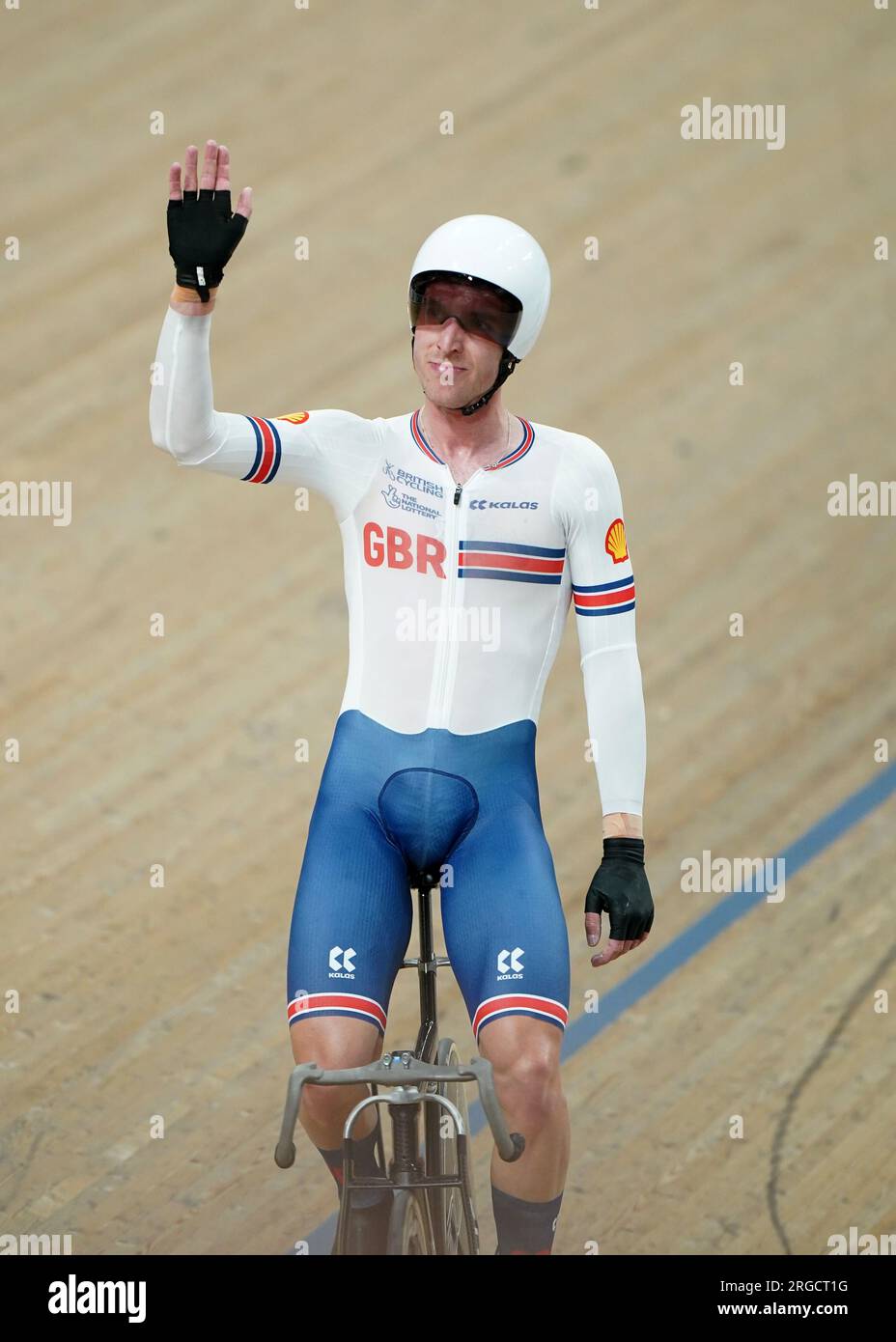 Great Britain's Oliver Wood shows his appreciation after taking silver ...