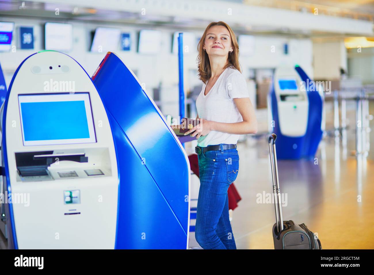 International student airport hi-res stock photography and images - Alamy