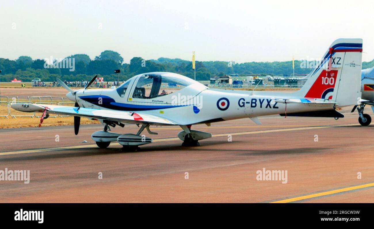 University air squadron hi-res stock photography and images - Alamy