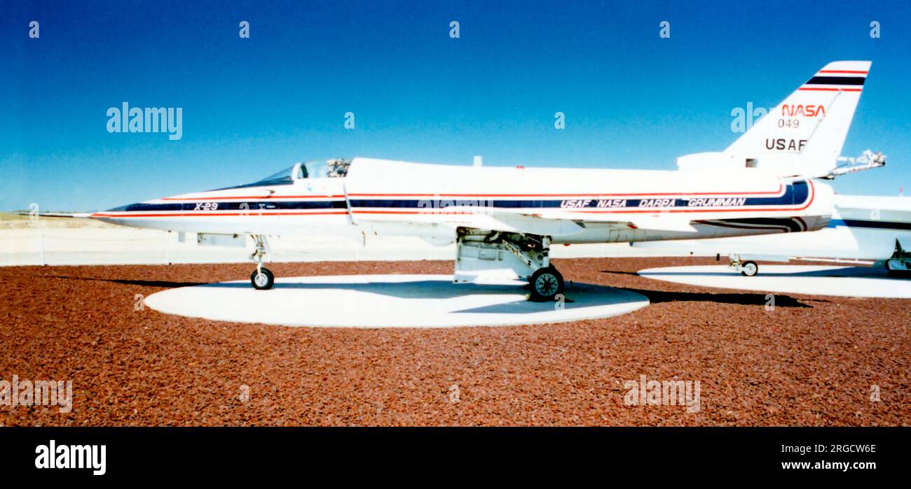 Grumman X-29A NASA 049 / 82-0049 (msn 2), on display at the Armstrong ...