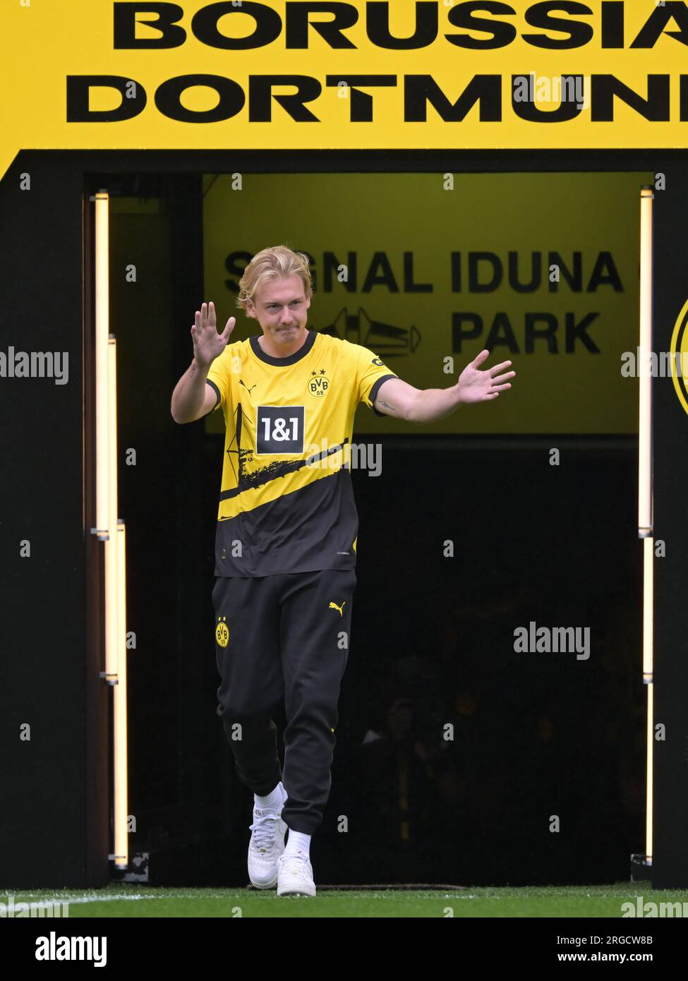 DORTMUND - Julian Brandt of Borussia Dortmund at the player ...