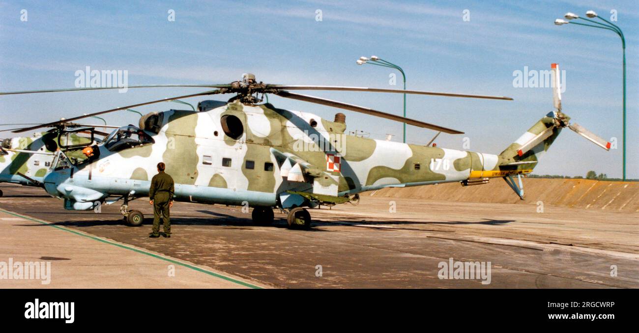 Wojska Ladowe - Mil Mi-24D 176 (msn 340176) (Wojska Ladowe - Polish ...