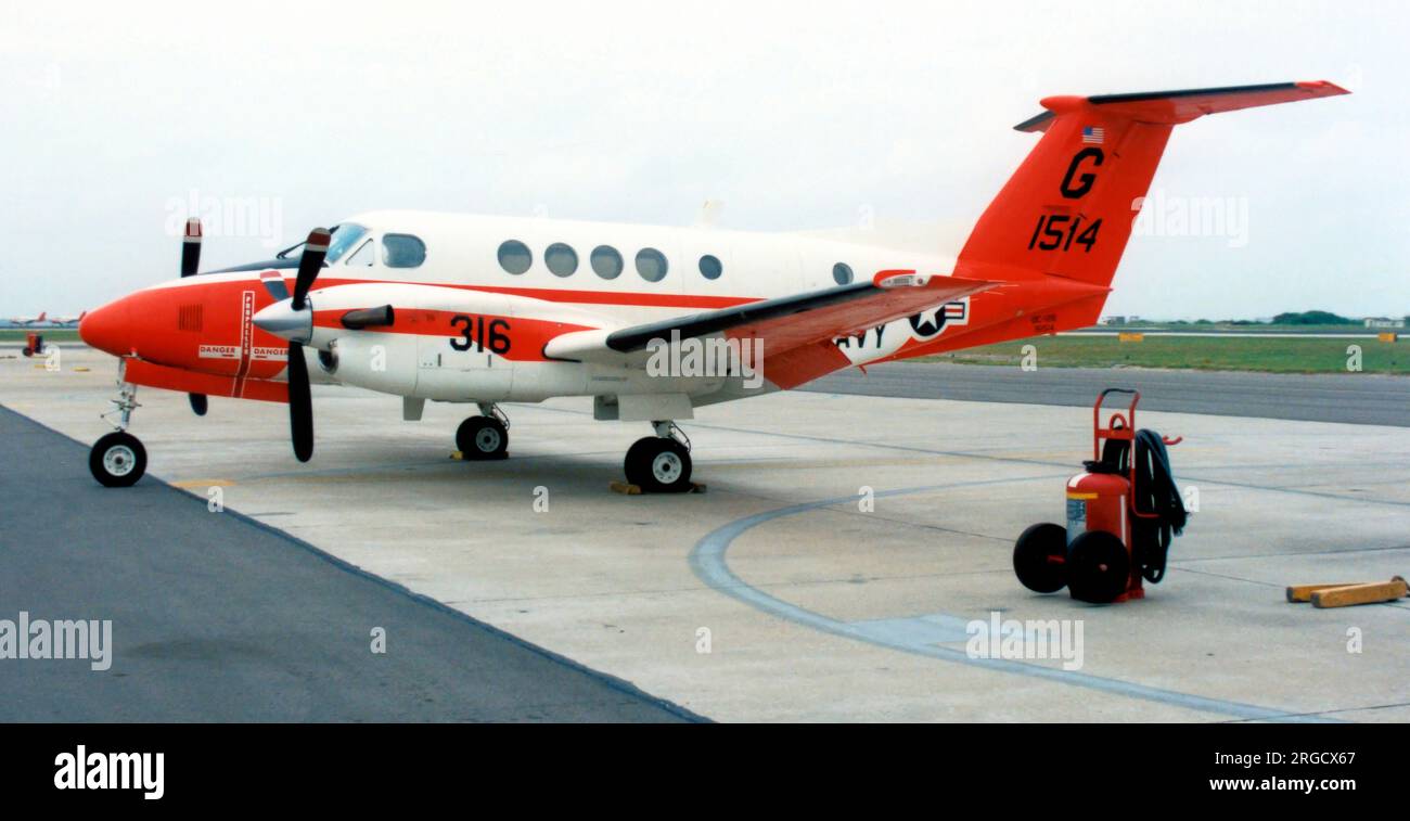 Flight 316 hi-res stock photography and images - Alamy