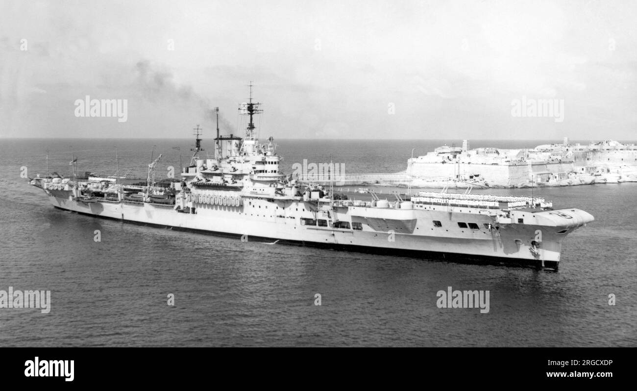 Royal Navy - HMS Formidable 67, an Illustrious-class aircraft carrier ...
