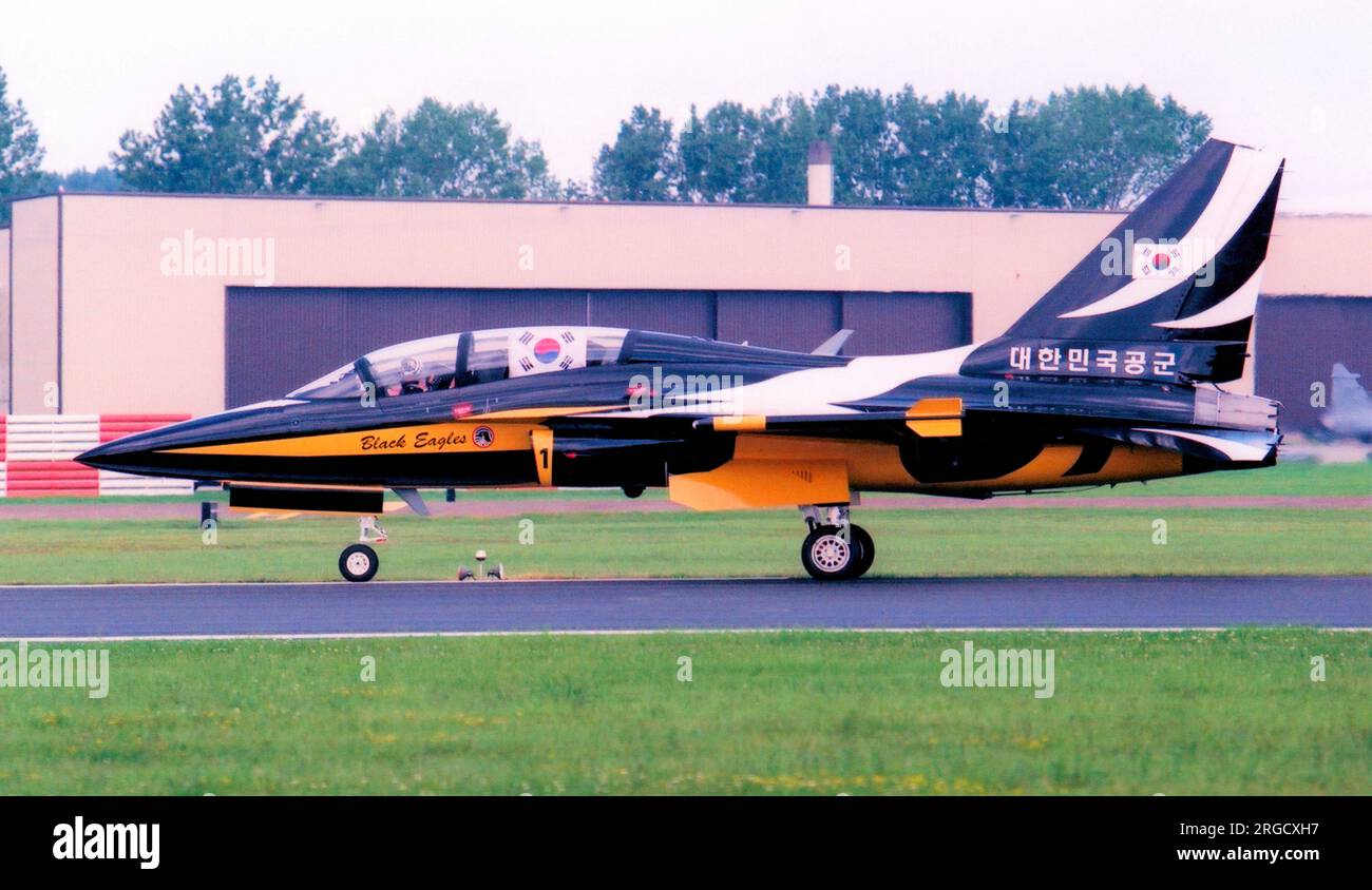 Republic of Korea Air Force - KAI T-50B Golden Eagle 10-0058 / KA-058 ...