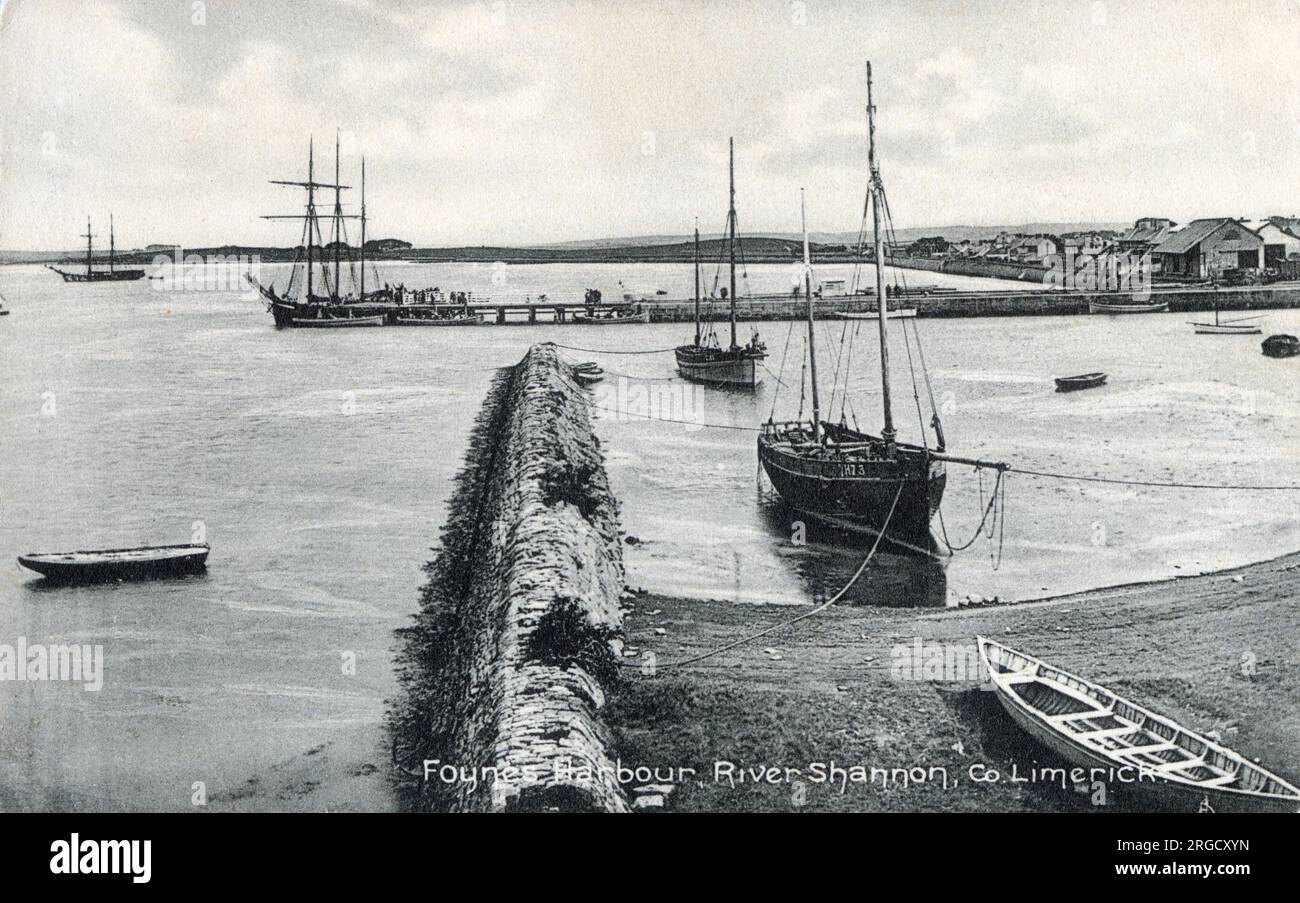 Shannon harbour hi-res stock photography and images - Alamy