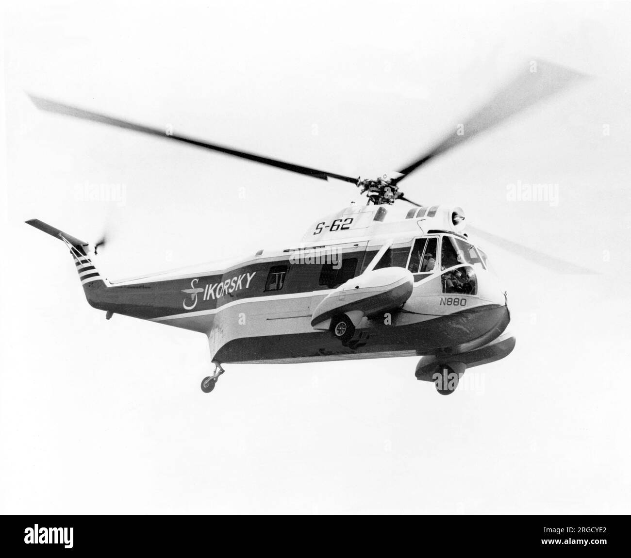 Sikorsky S-62 N880 (msn 62001), prototype of the S-62 amphibious ...