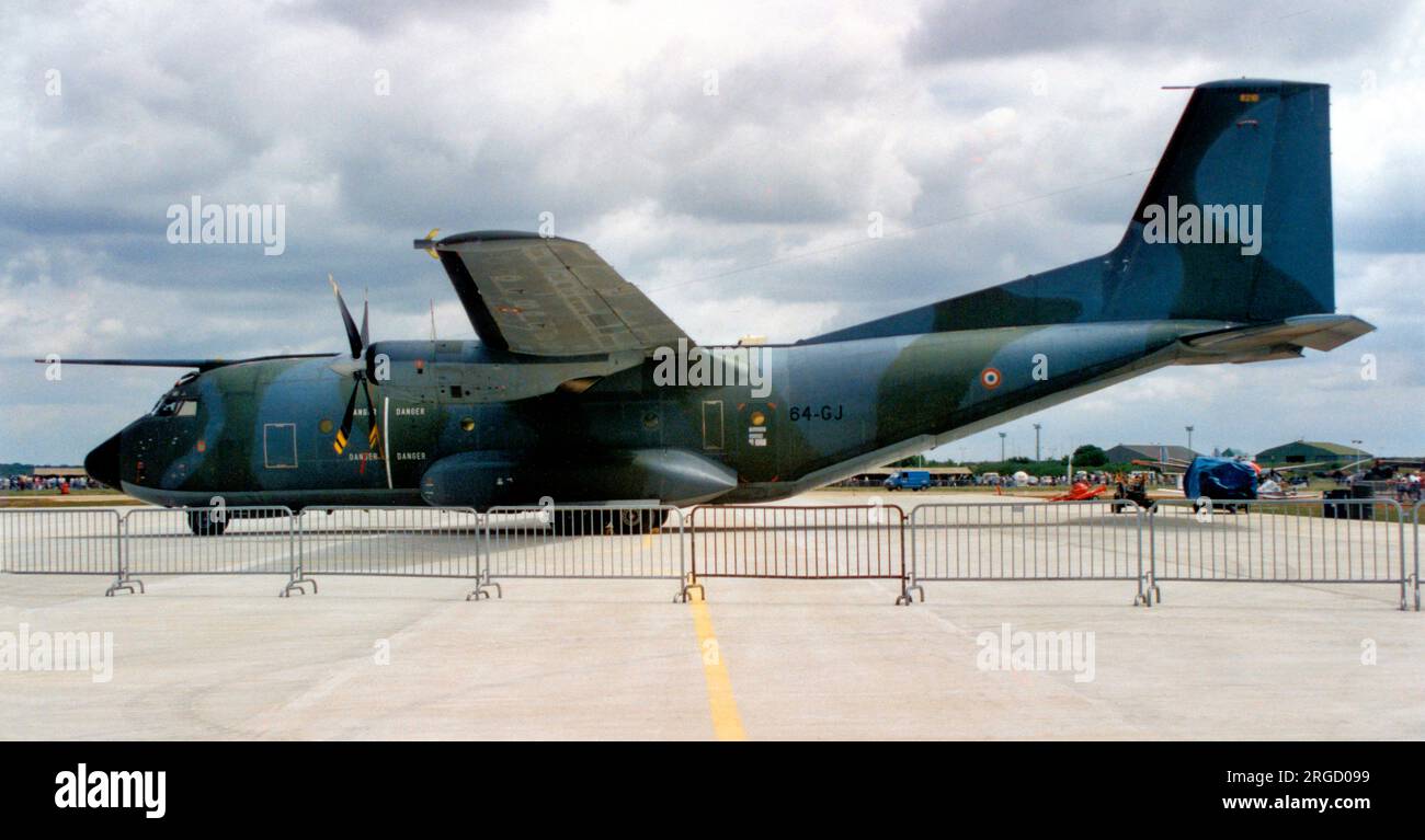 Armee de l'Air - Transall C-160R 64-GJ - R210 (msn 213), of ET.64 at ...
