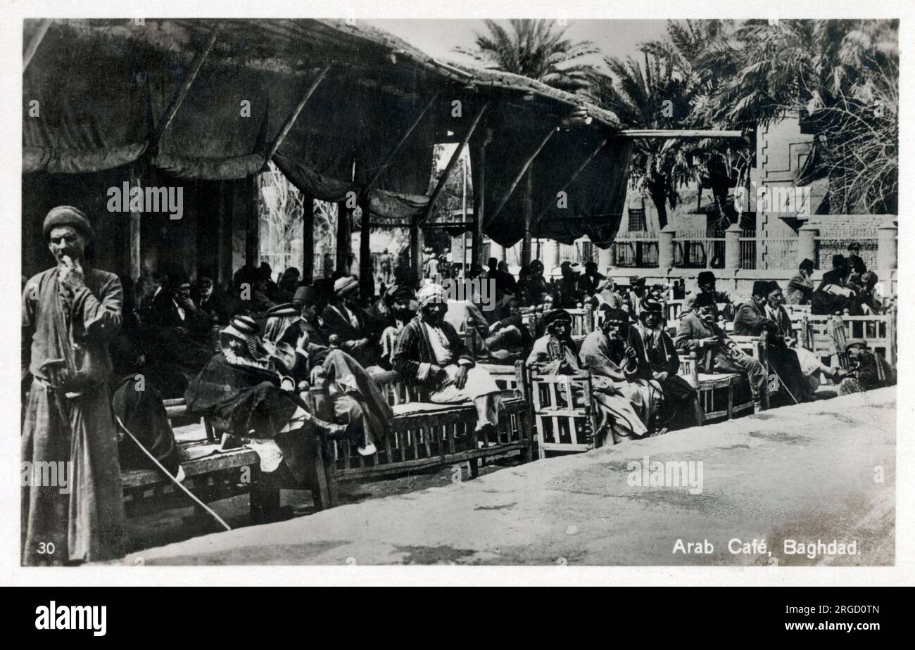 An Arab Cafe in Baghdad, Iraq Stock Photo - Alamy