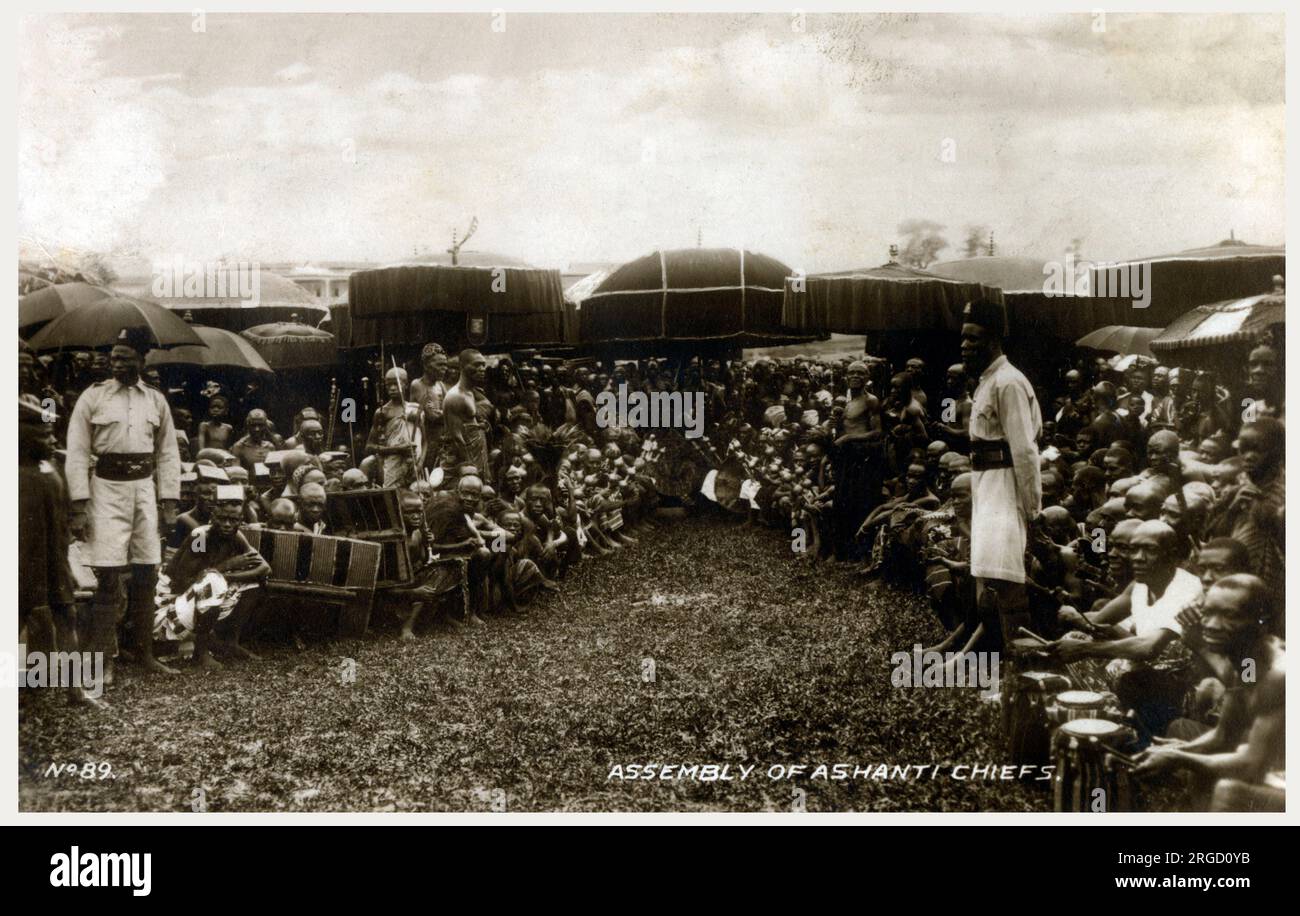 Ghana, West Africa - Assembly of Ashanti Chiefs Stock Photo - Alamy