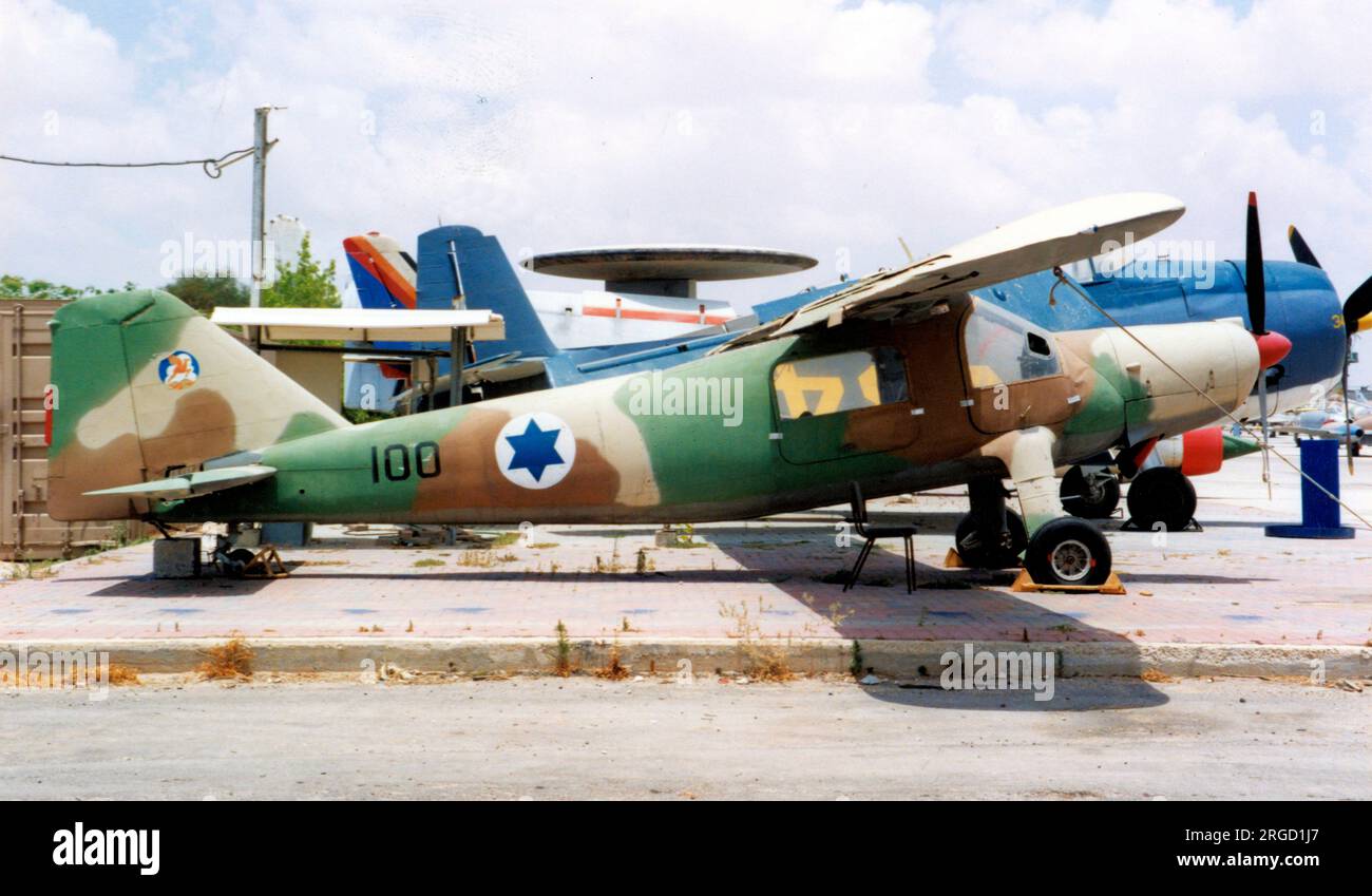 Dornier Do 27 Dror 100, at the Israeli Air Force Museum, Hatzerim AFB, Israel Stock Photo - Alamy