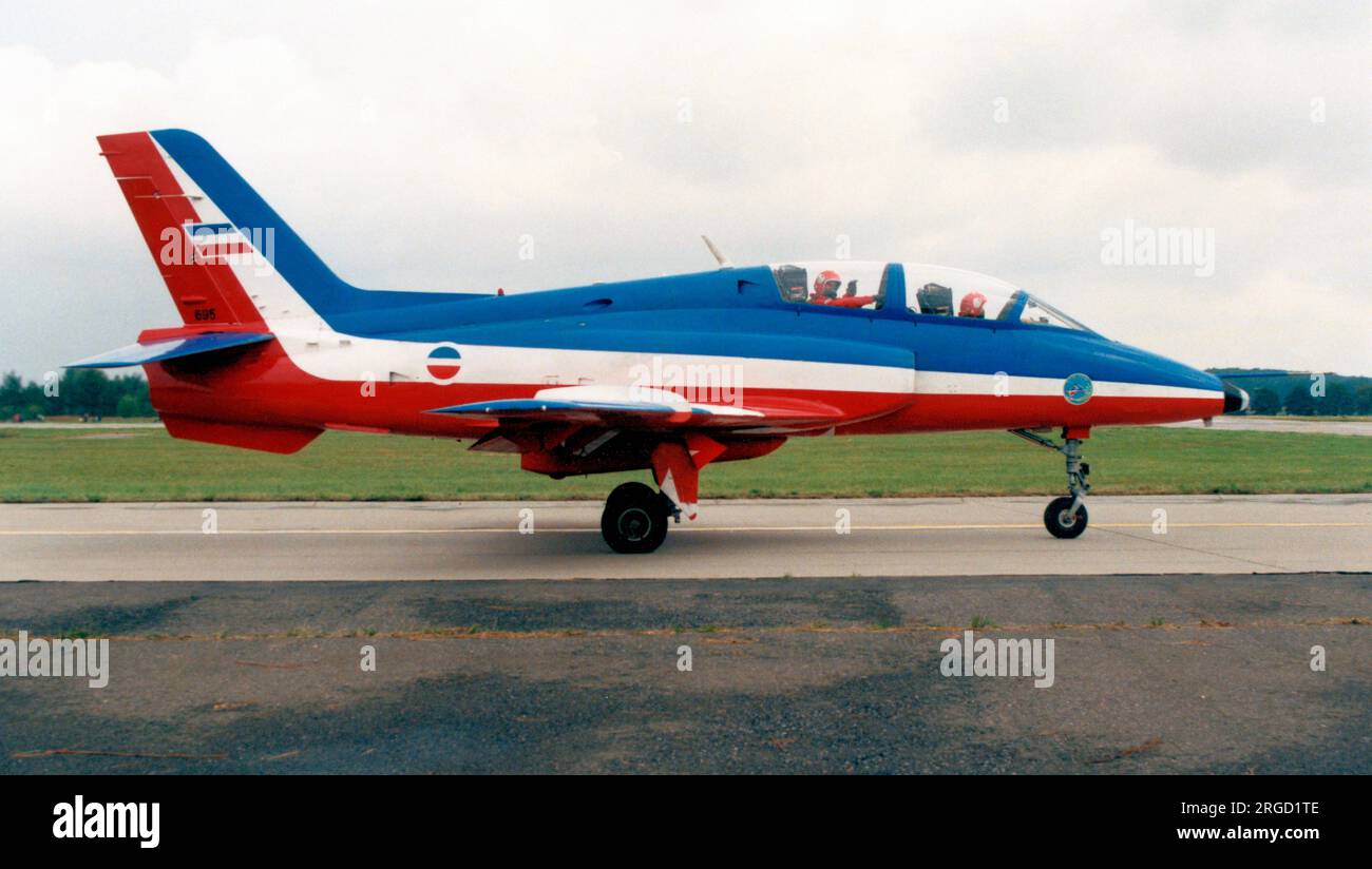 Serbian Air Force - Soko G-4 Super Galeb 23695, of the 'Flying Stars ...