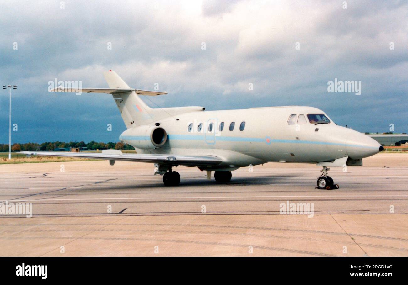 32 squadron raf hi-res stock photography and images - Alamy