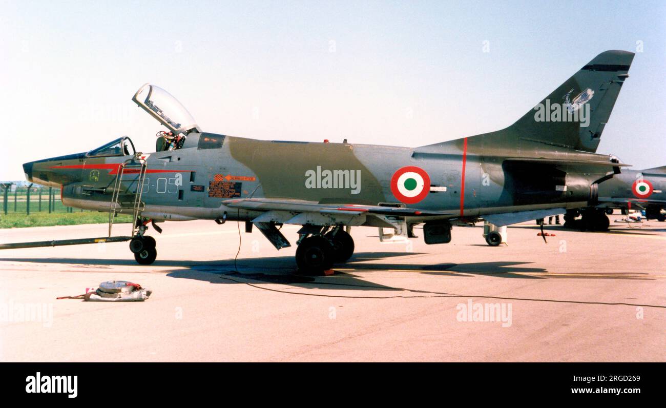 Fiat g91y hi-res stock photography and images - Alamy