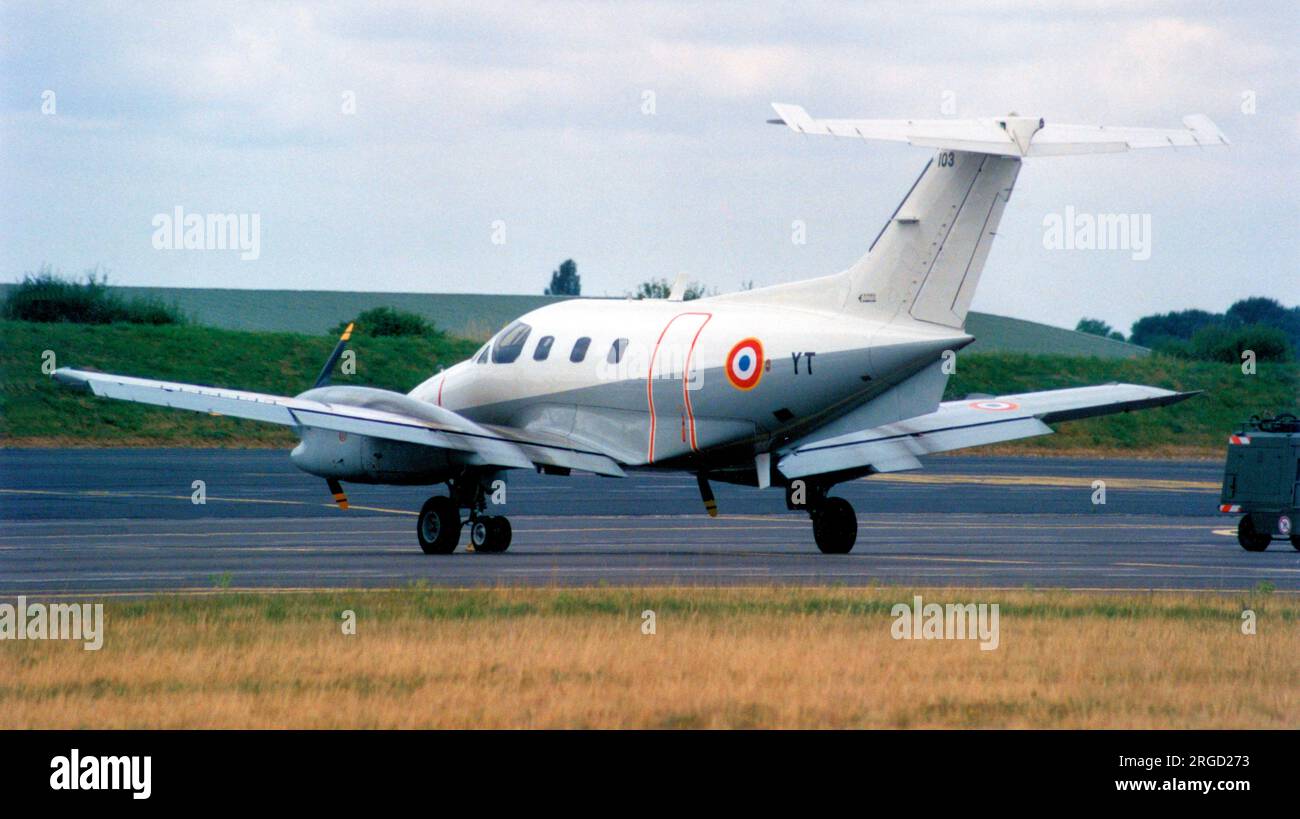 Armee de l'Air - Embraer EMB-121AA Xingu 103 / YT (msn 121-103) of EAT ...
