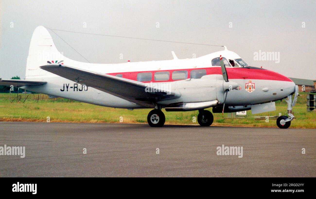 De havilland dove hi-res stock photography and images - Alamy