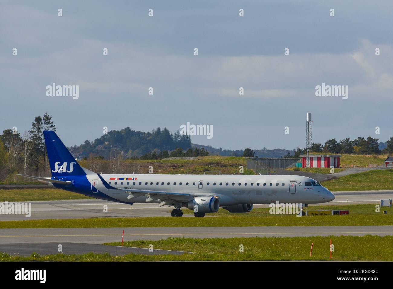 SAS Scandinavian Airlines aircraft preparing for take off in Bergen ...
