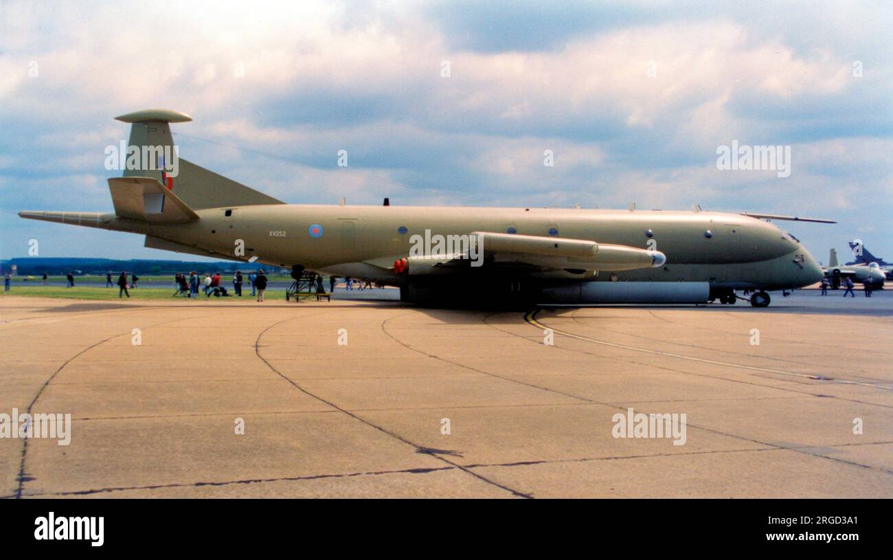Nimrod mr2 hi-res stock photography and images - Alamy