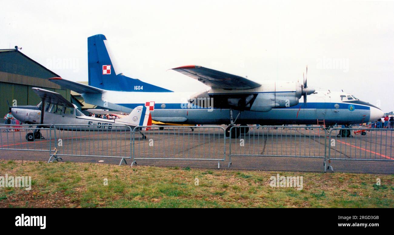 Polish Air Force - Antonov An-26 1604 (msn 16-04), of 13ELTr, & Cessna ...