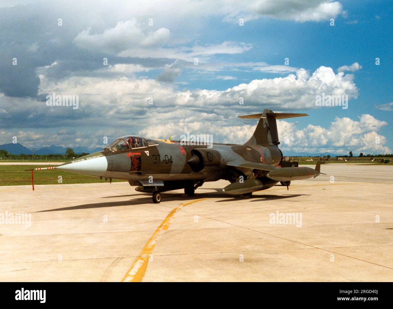 Aeronautica Militare - Aeritalia F-104S-ASA Starfighter MM6750 / 37-04 (msn 1050) of 37 Stormo ...