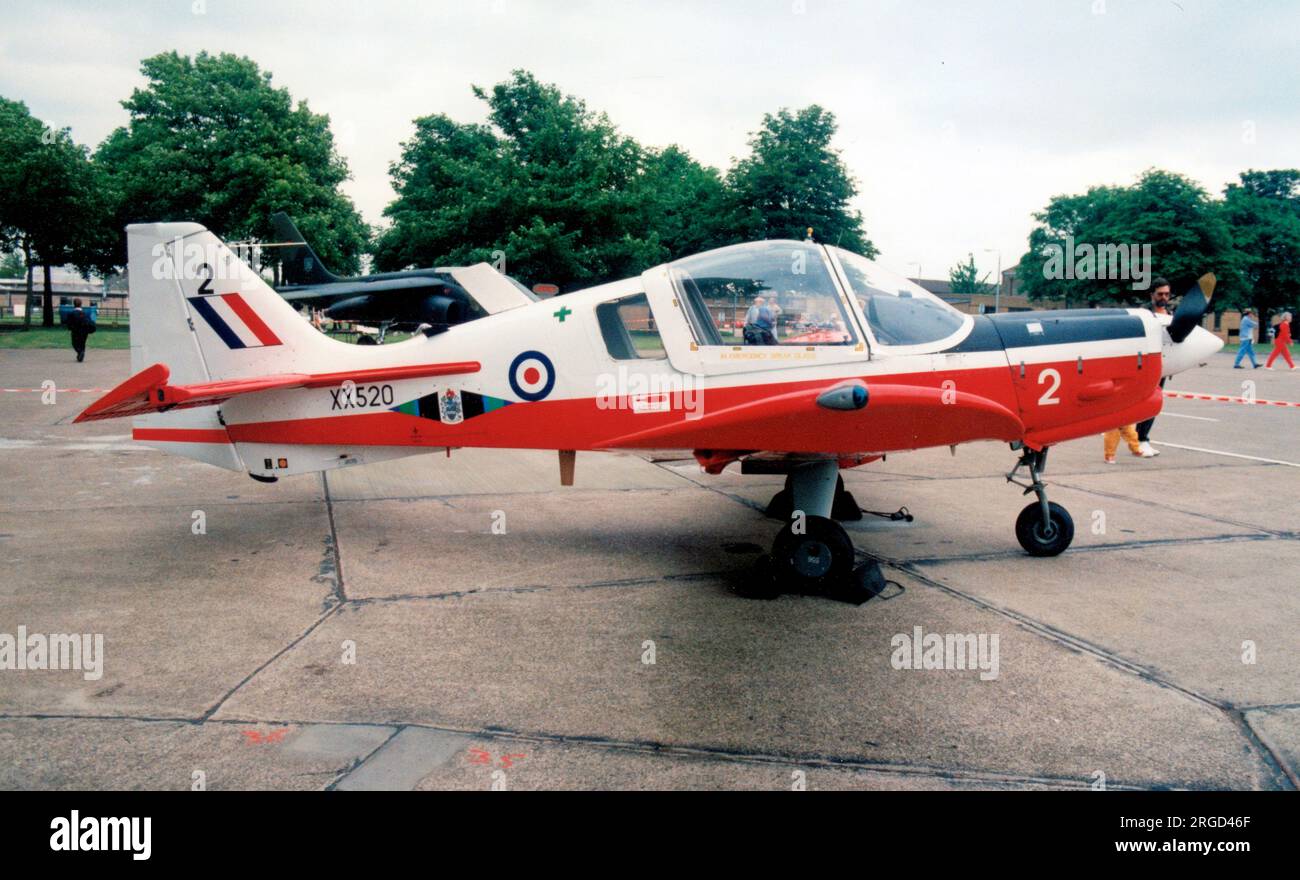 Royal Air Force - Scottish Aviation Bulldog T.1 XX520 / '2' (msn BH120 ...