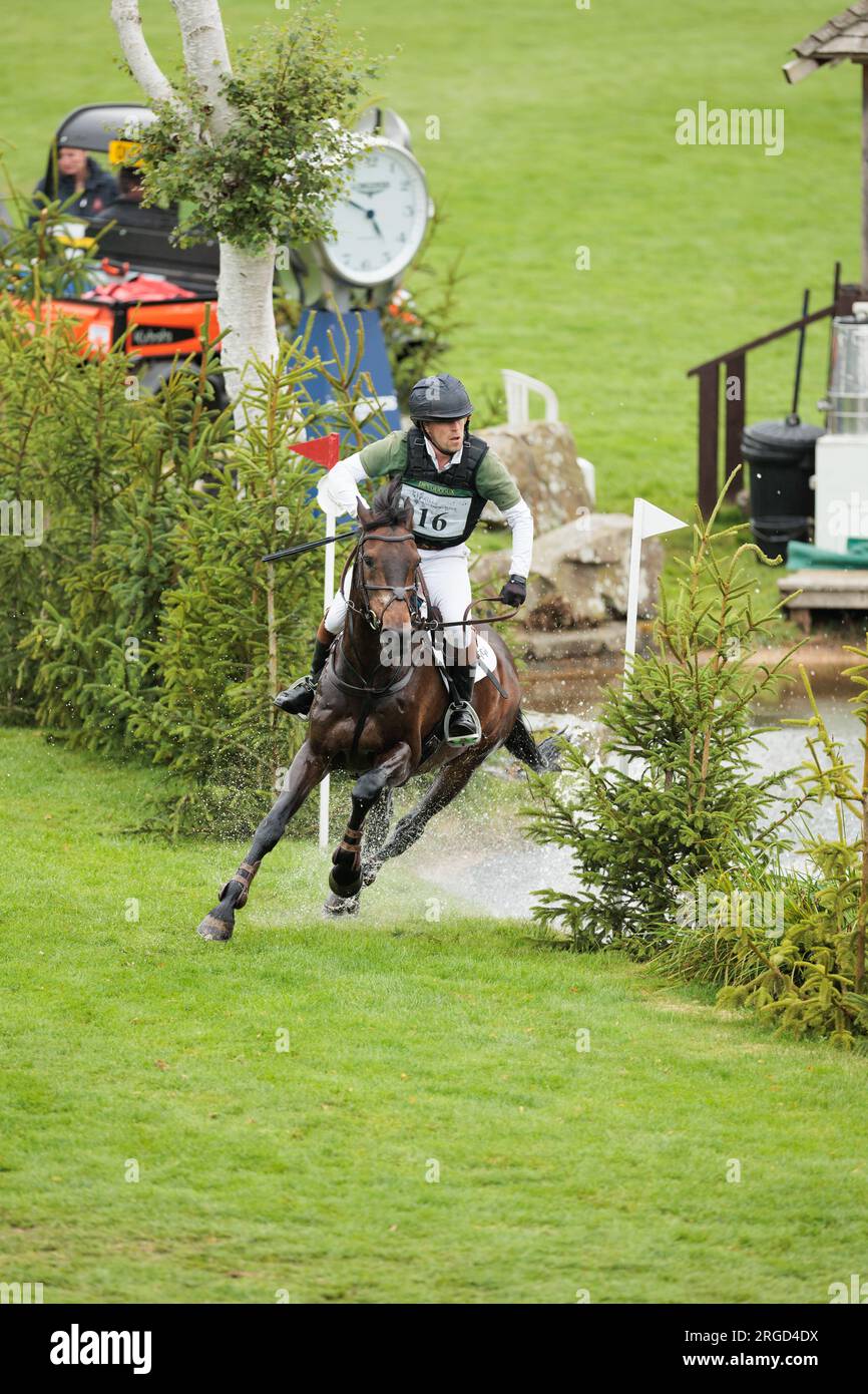 Simon GRIEVE of Great Britain riding Drumbilla Metro during The Ashby ...