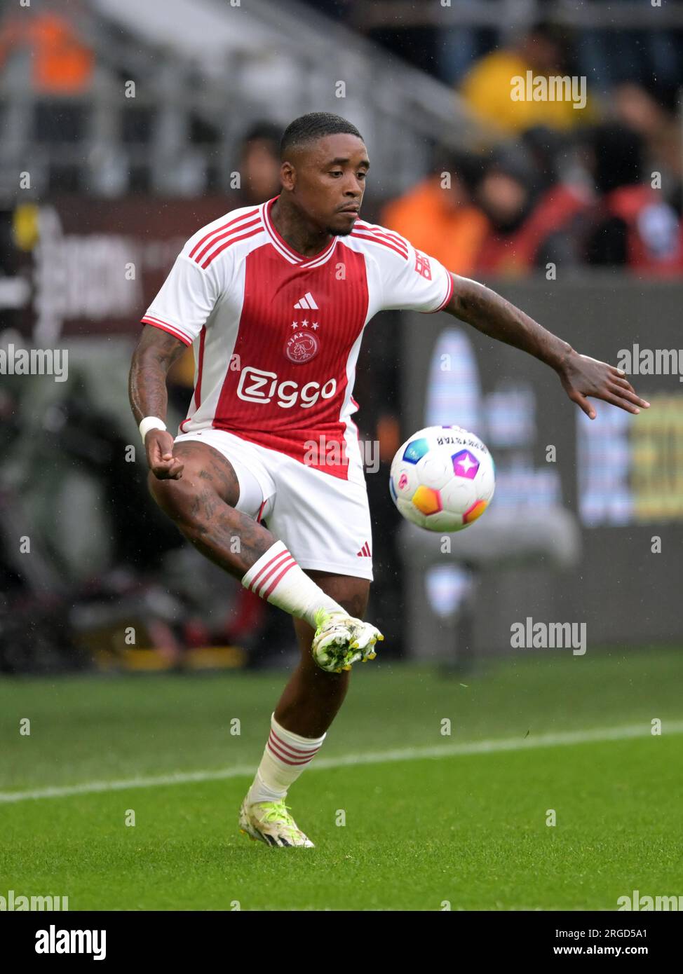 DORTMUND - Steven Bergwijn of Ajax during the friendly match between ...