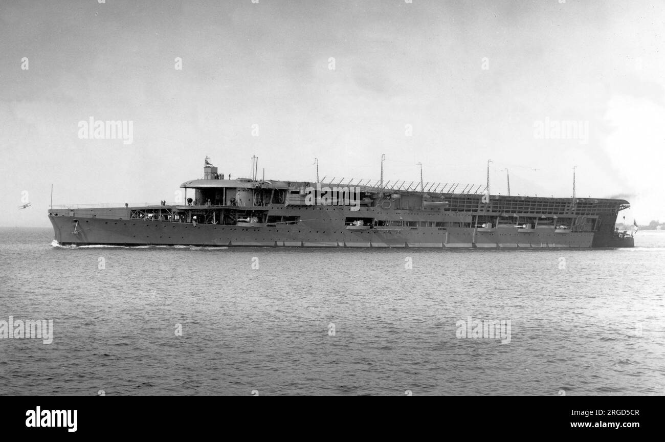 HMS Furious 47 aircraft carrier, a modified Courageous-class ...