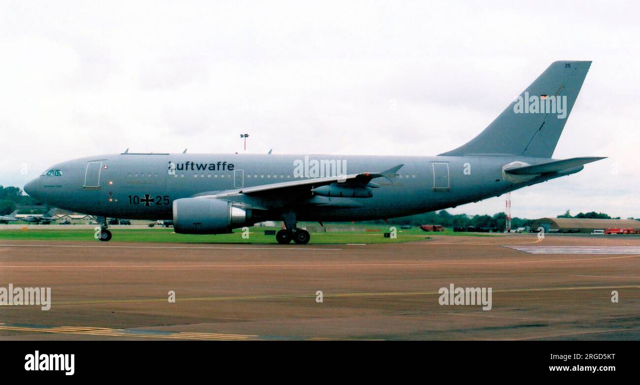Luftwaffe - Airbus A310-304(F) (MRTT) 10+25 'Herman Kohl' (msn 484), of ...