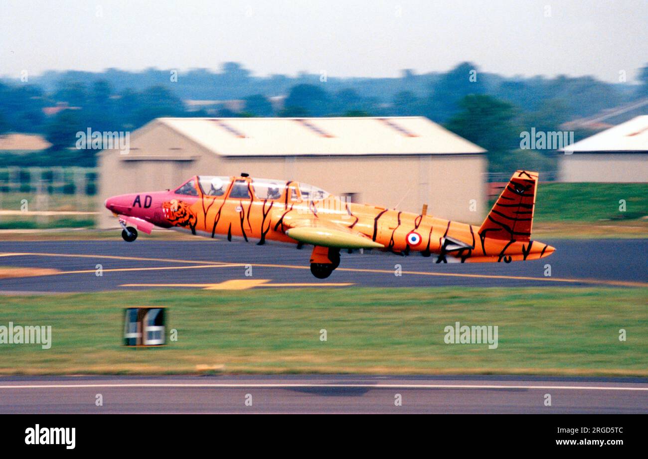 Armee de l'Air - Fouga CM.170 Magister 572 - 312-AD (msn 572), at RAF ...