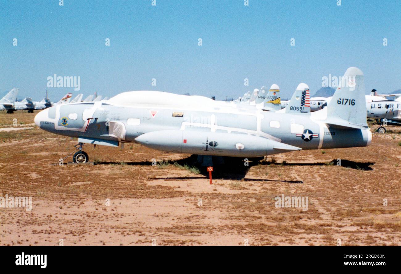 580 1066 hi-res stock photography and images - Alamy