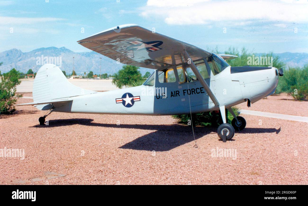 Cessna L-19A Bird Dog 51-12670 (msn 23125), on display in the Warrior ...