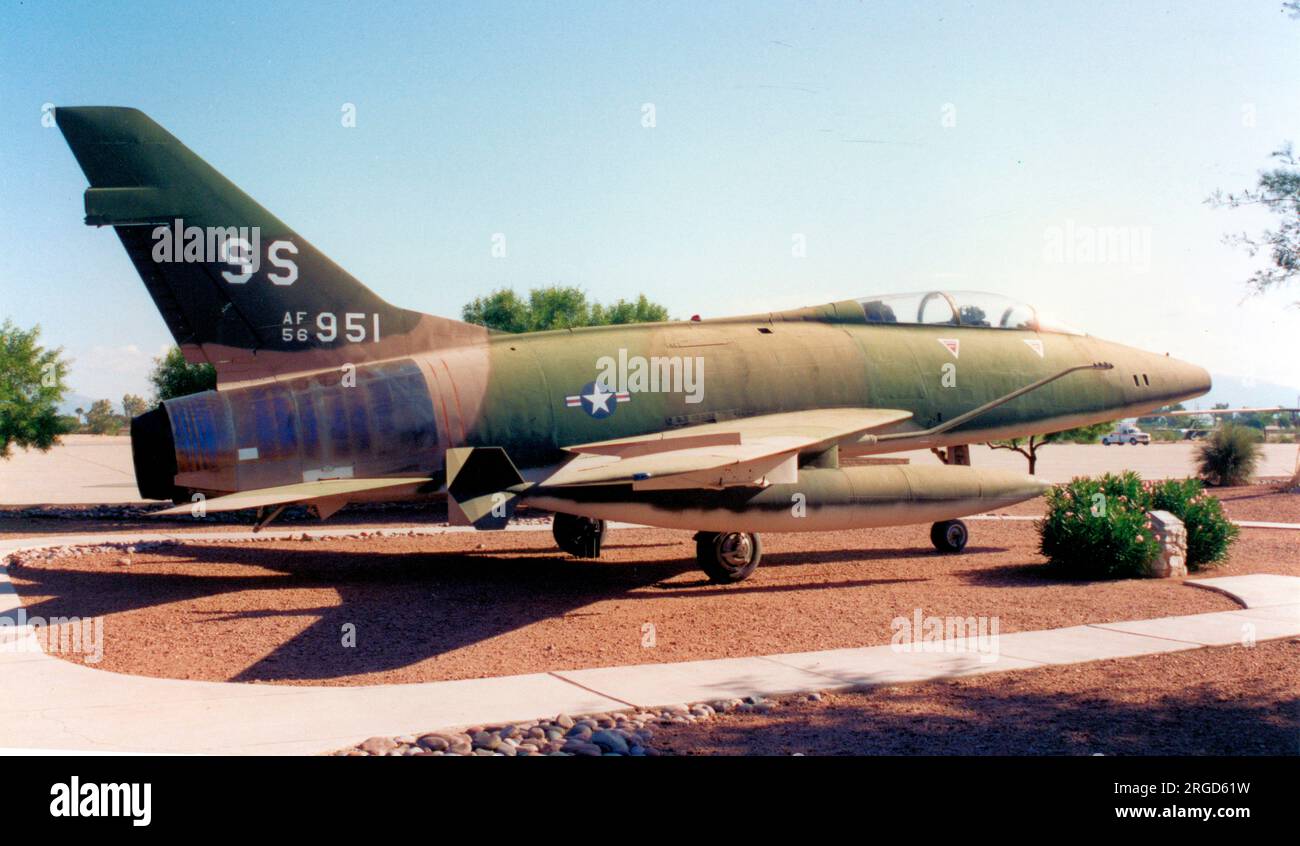 United States Air Force -North American F-100F-15-NA Super Sabre 56 ...