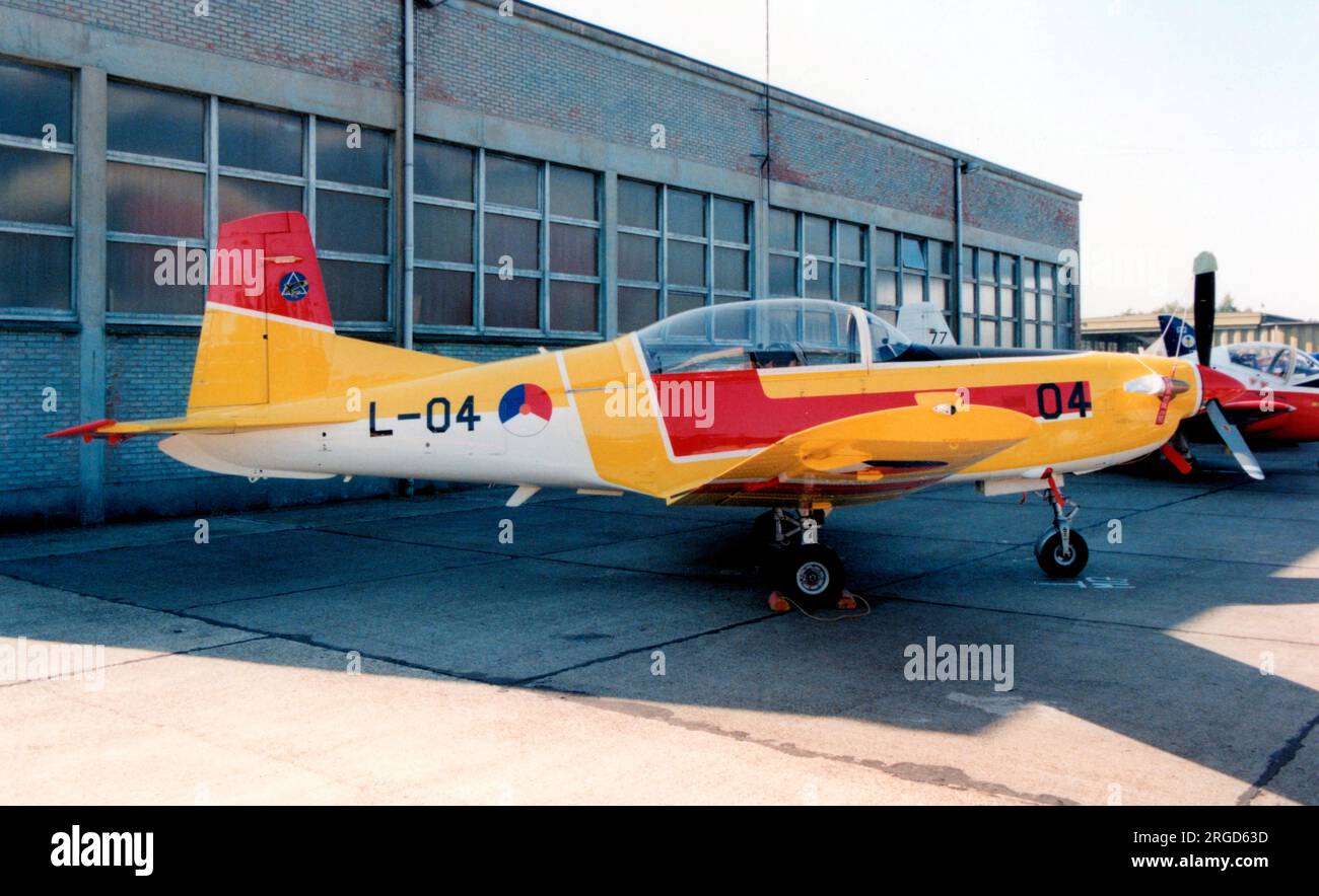 Koninklijke Luchtmacht - Pilatus PC-7 Turbo Trainer L-04 (msn 541 ...