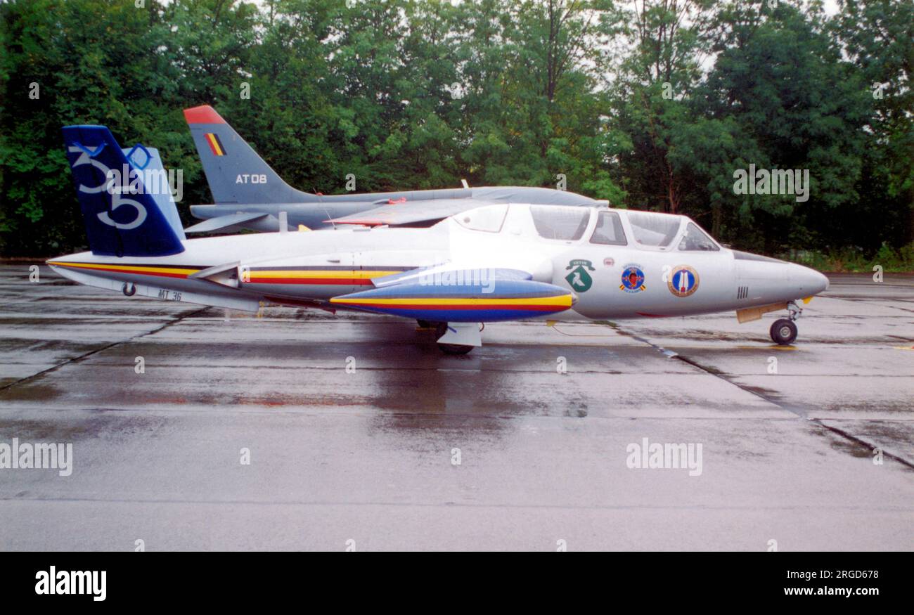 Force Aerienne Belge - Fouga CM.170R Magister MT36(msn 293) of 33 ...