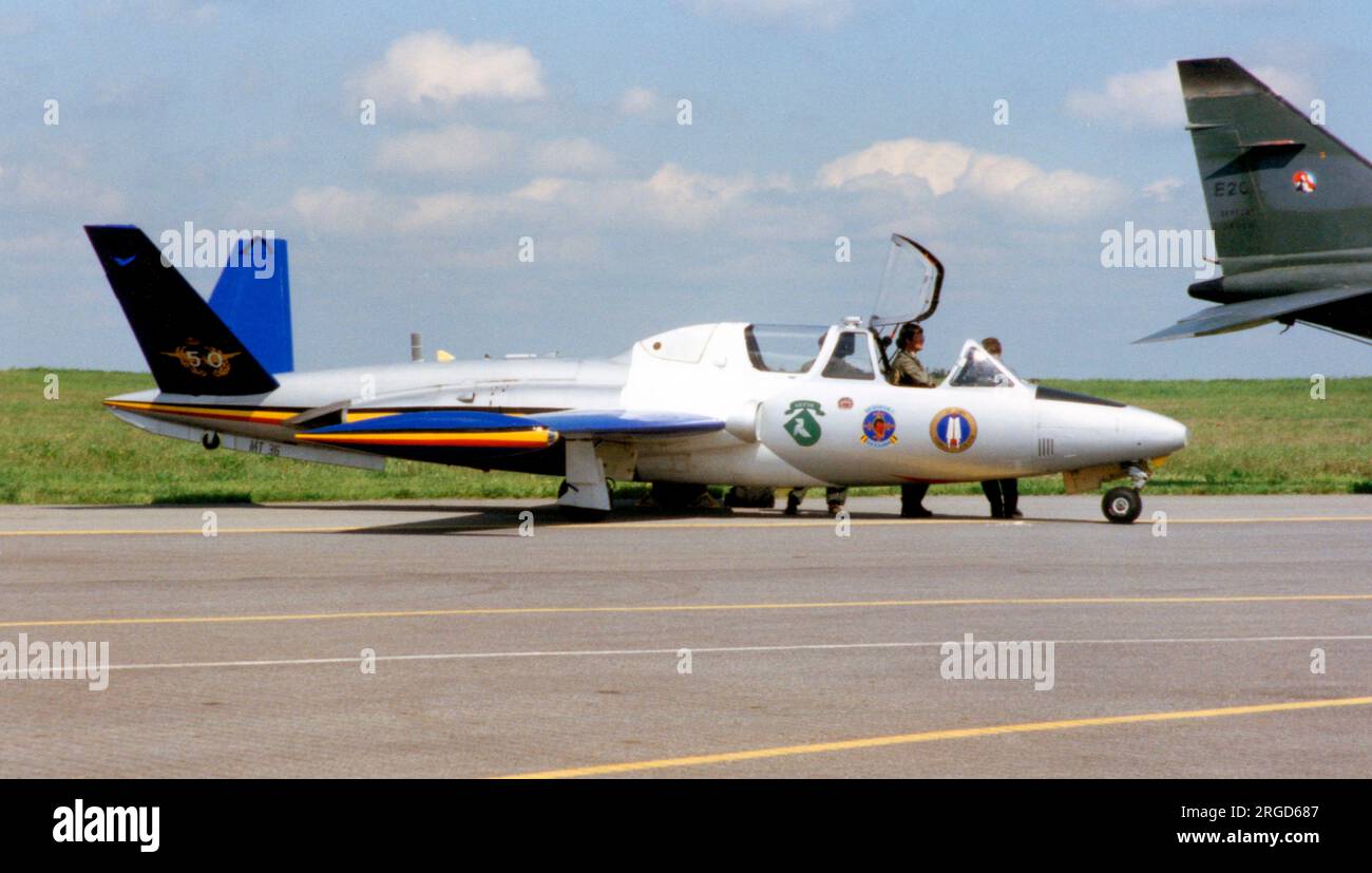 Force Aerienne Belge - Fouga CM.170R Magister MT36(msn 293) of 33 ...