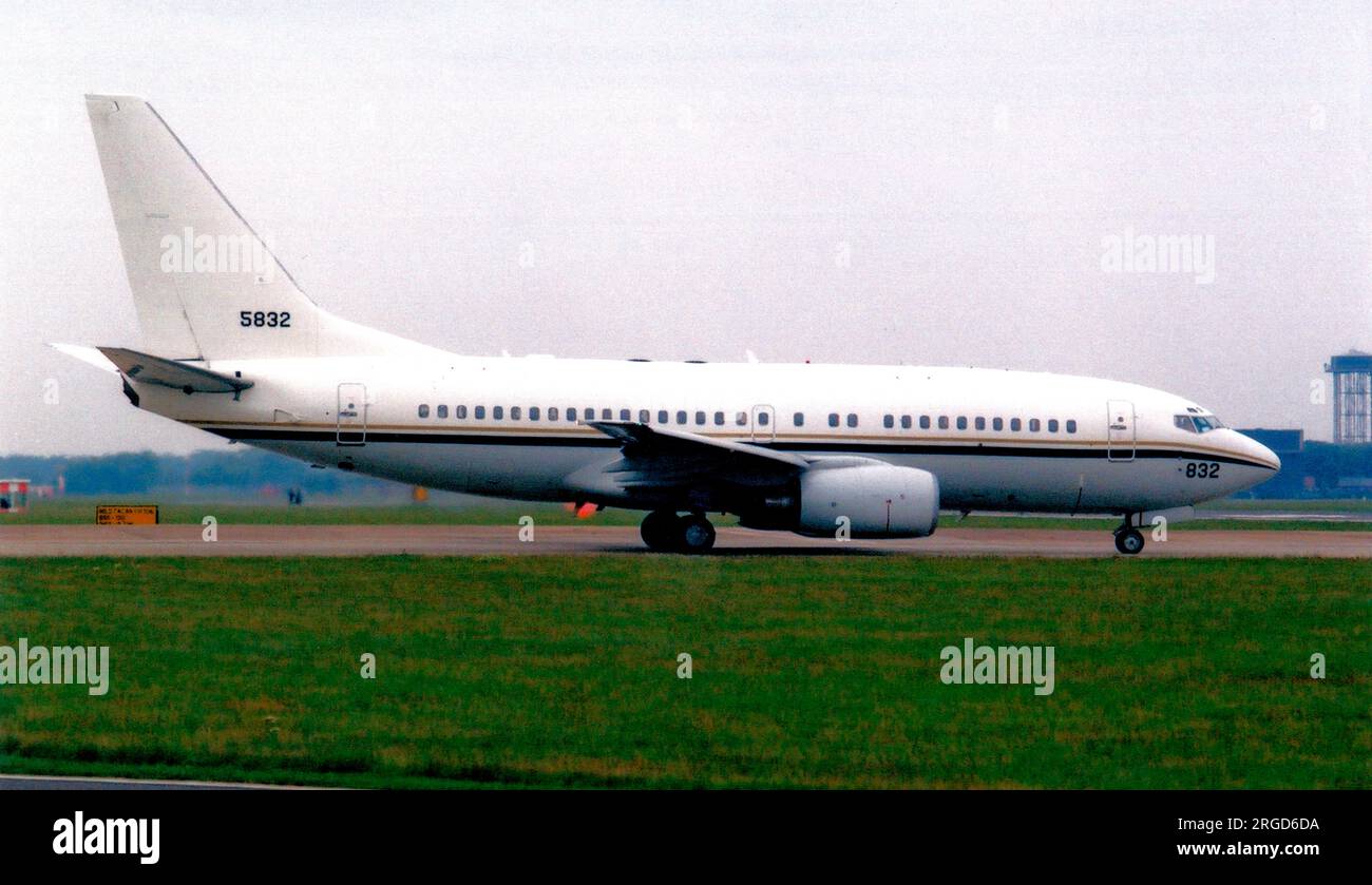 United States Navy - Boeing C-40A Clipper 165832 'City of Augustine ...