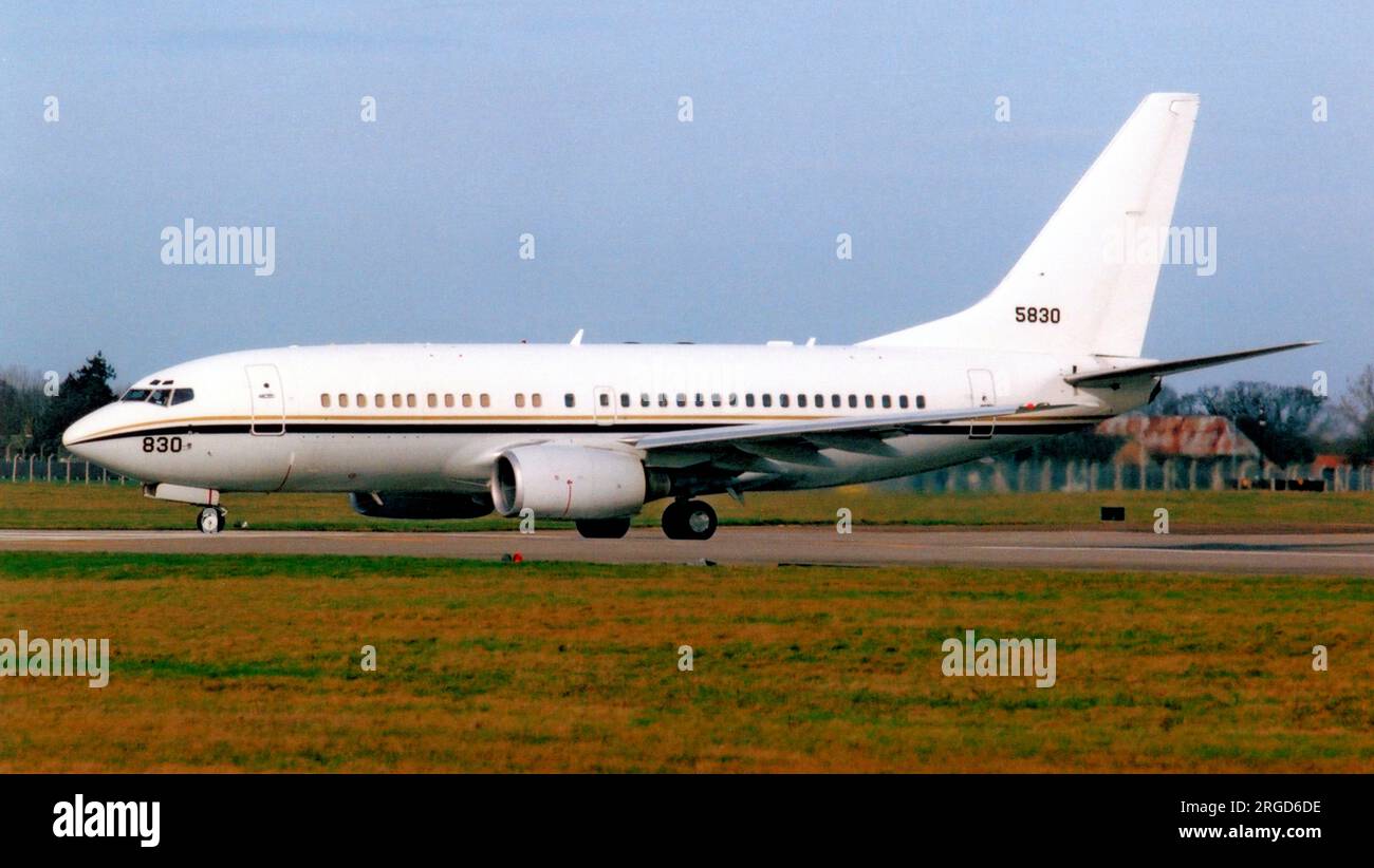 United States Navy - Boeing C-40A Clipper 165830 (msn 29980/568, 737 ...