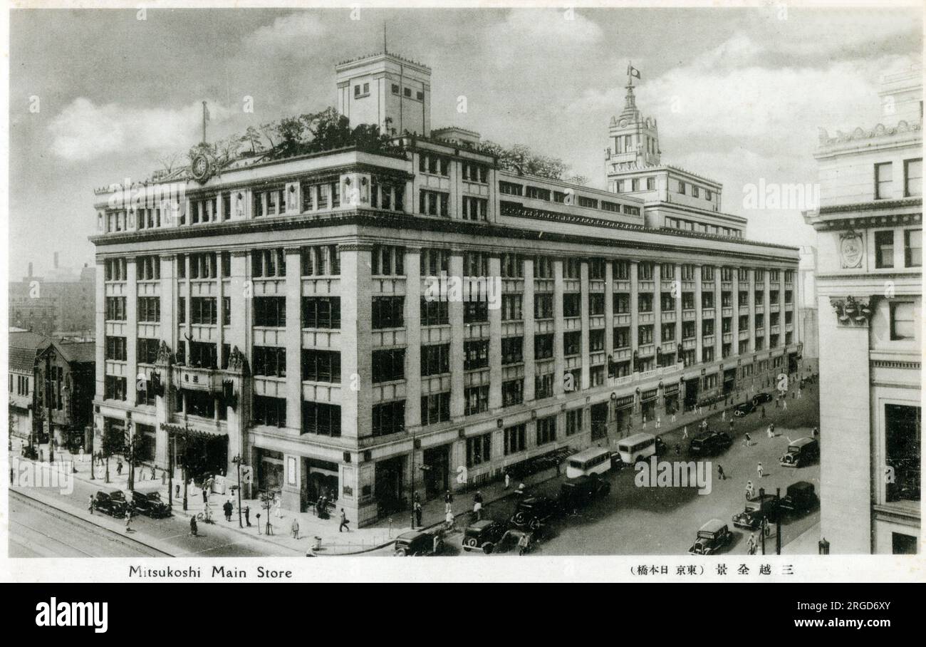 Nihombashi Mitsukoshi Main Department Store - Tokyo, Japan Stock Photo ...
