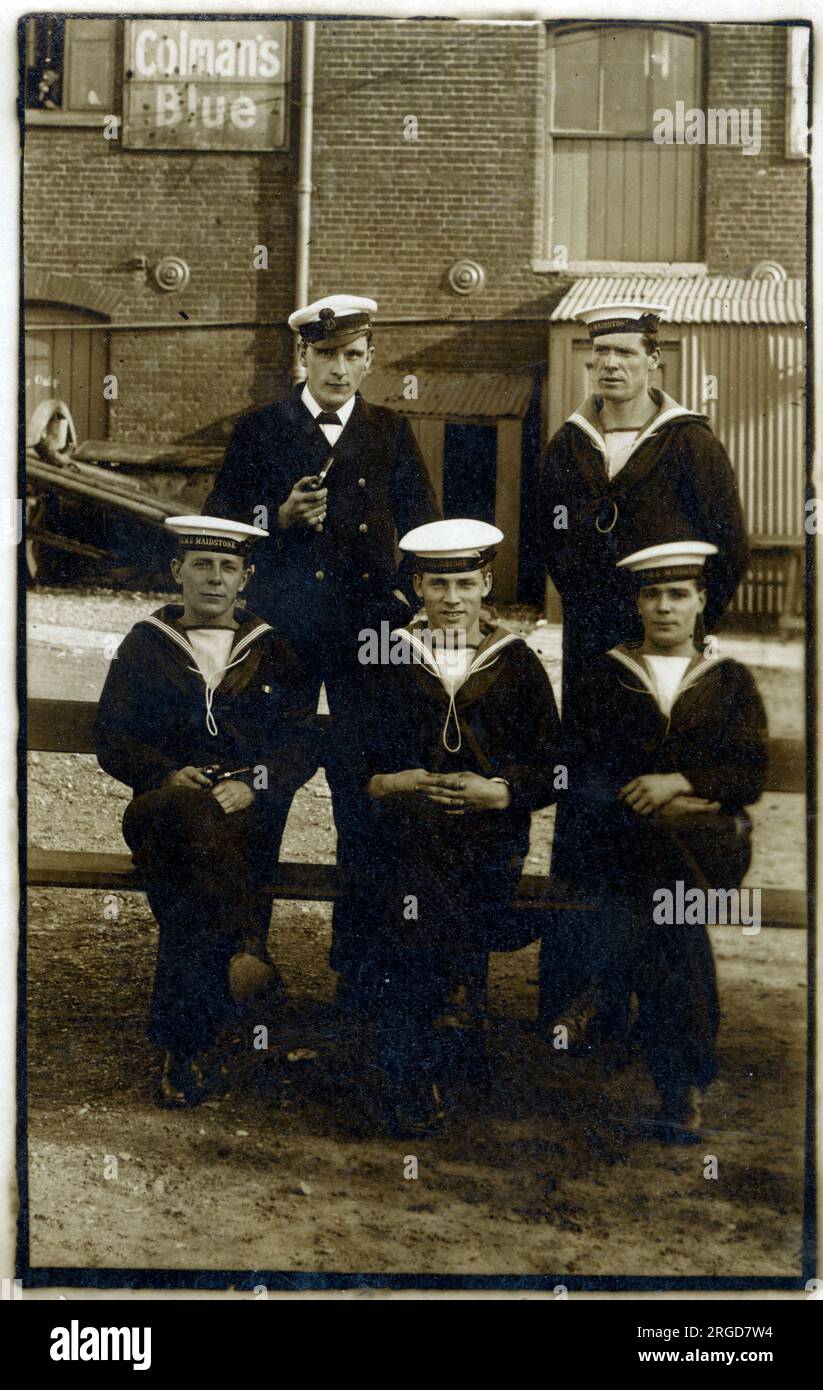 Crew of HMS Maidstone - submarine Depot Ship Stock Photo - Alamy